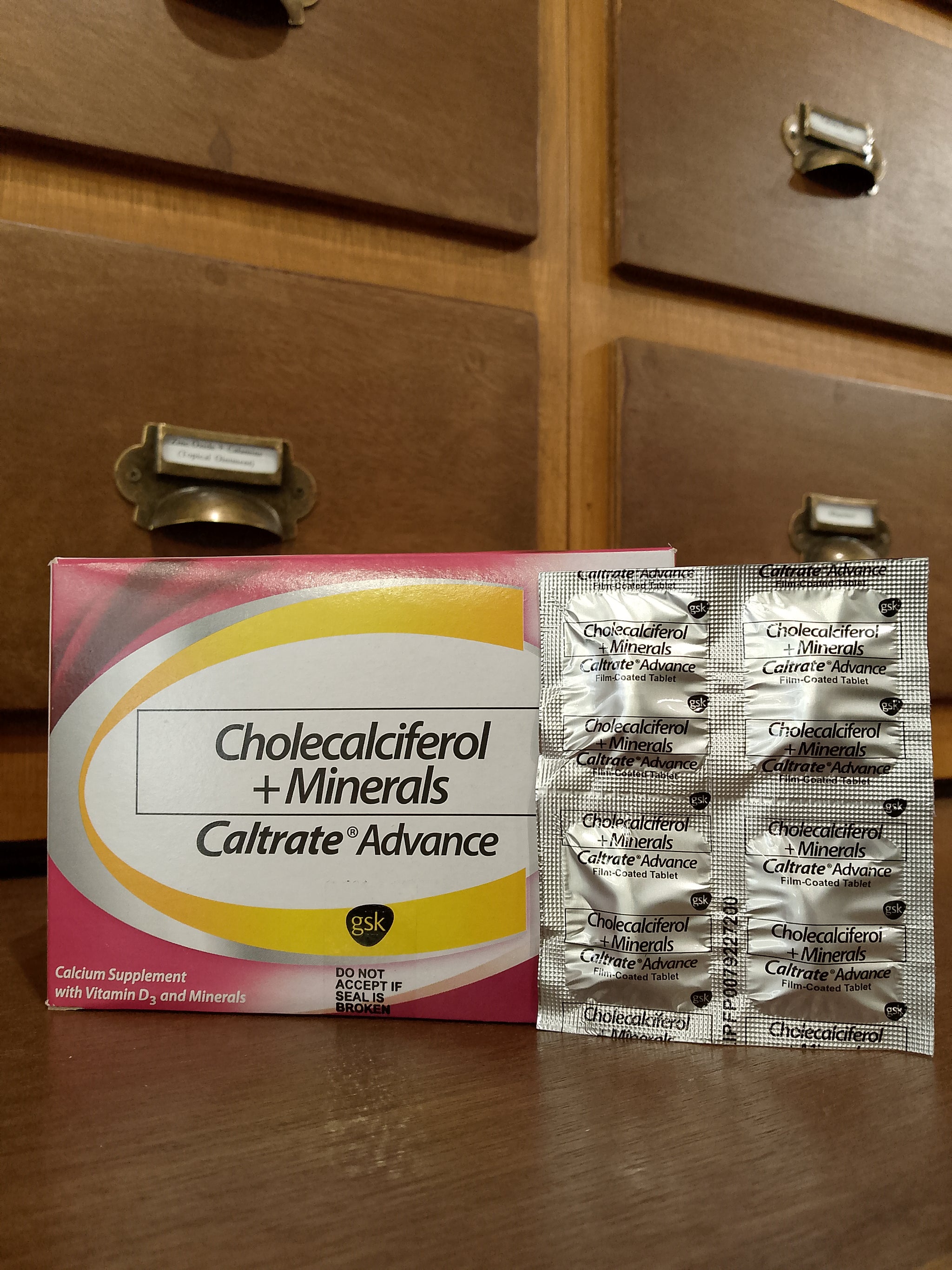Cholecalciferol + Minerals (CALTRATE ADVANCE) Calcium 600mg / Vitamin ...