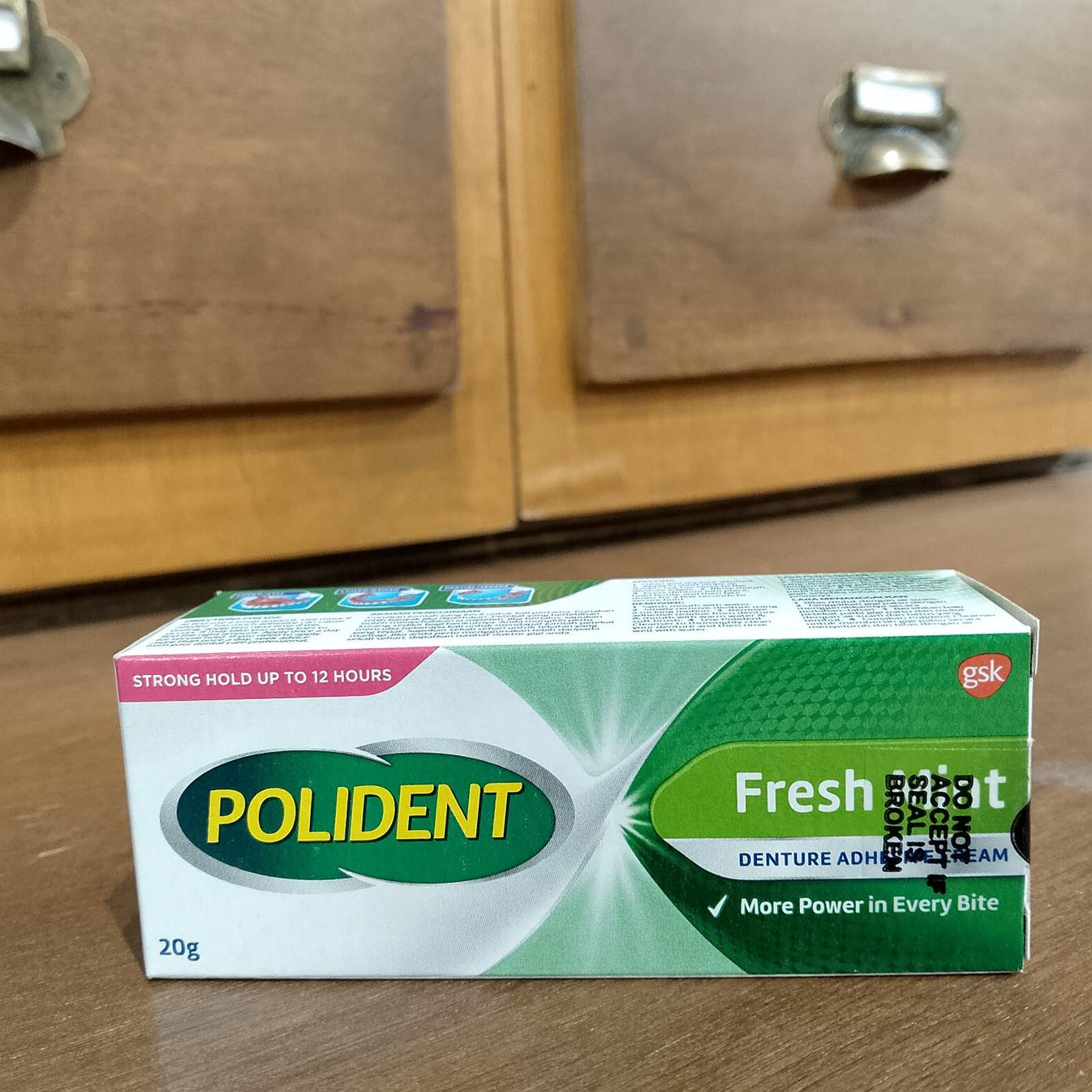 Polident (Denture Adhesive Cream) 20g Cream – Meds for All